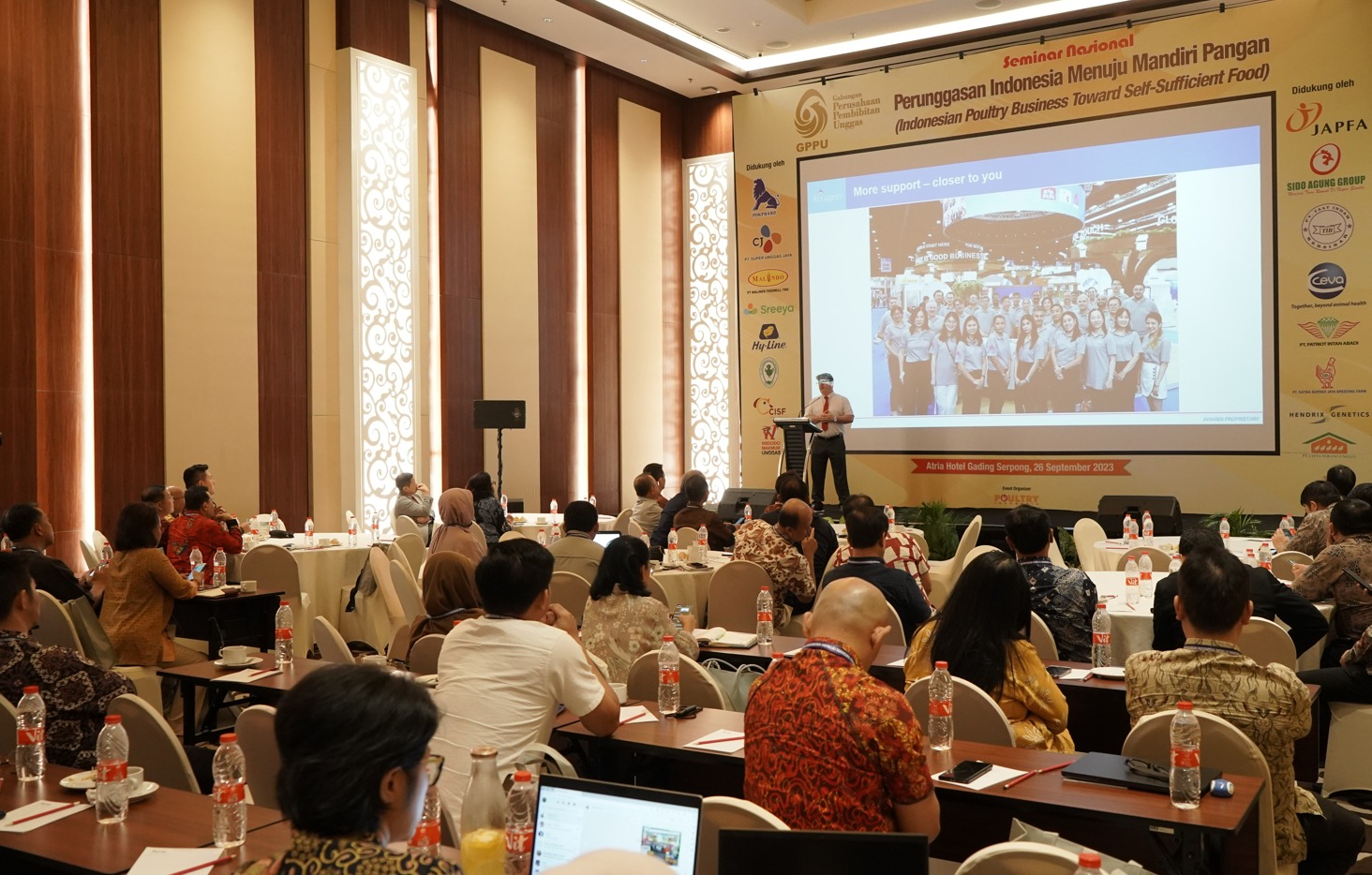 Informasi Terkini Perkembangan Genetik Broiler dan Layer - GPPU ...